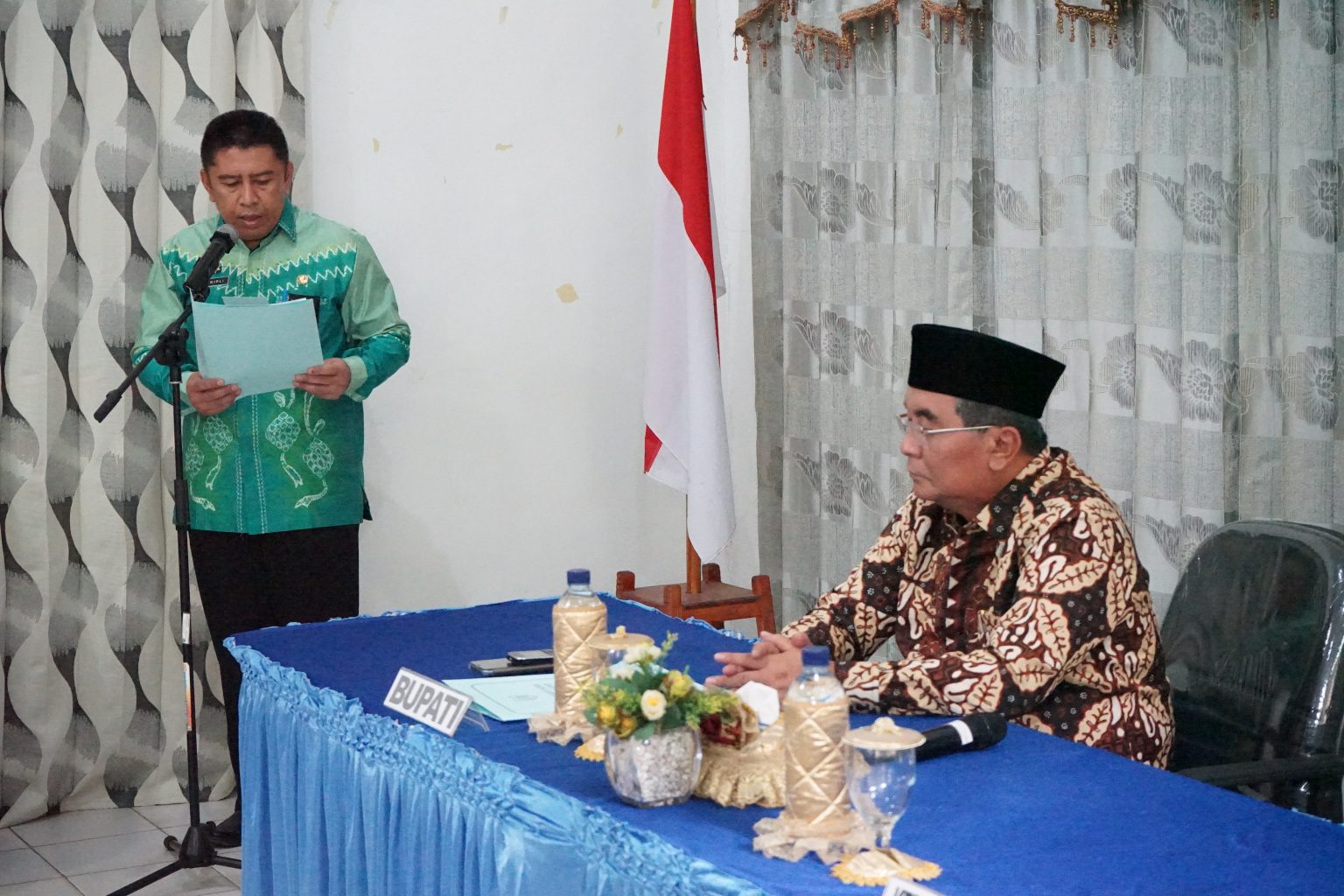 Penyerahan Surat Tanda Lulus Ujian Kenaikan Pangkat Penyesuaian Ijazah ...